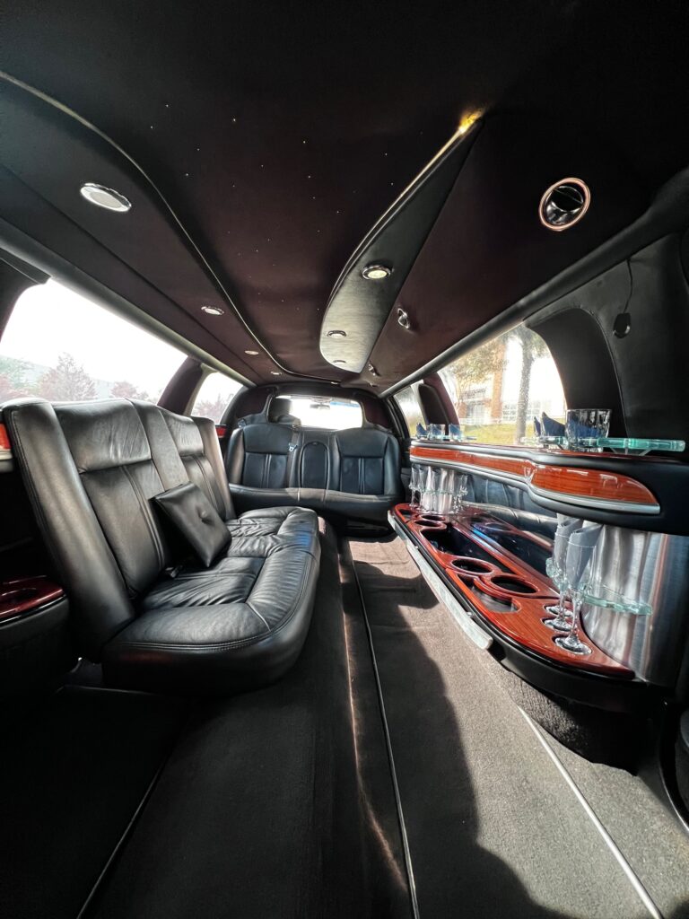 8 Passenger Stretch Limousine Service in Dallas, TX - Allen Limo